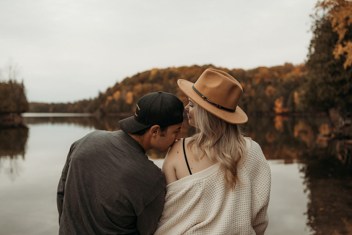 favourite posing prompts for couples - RK Photo + Studio